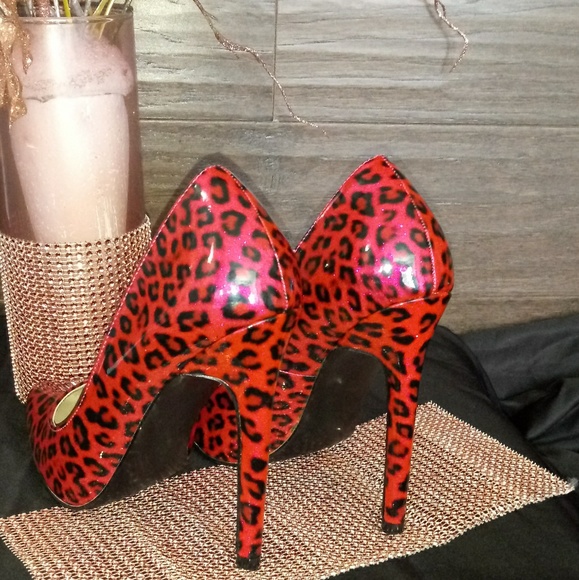 Devious | Shoes | Brand New Pink Leopard Print Pumps | Poshmark